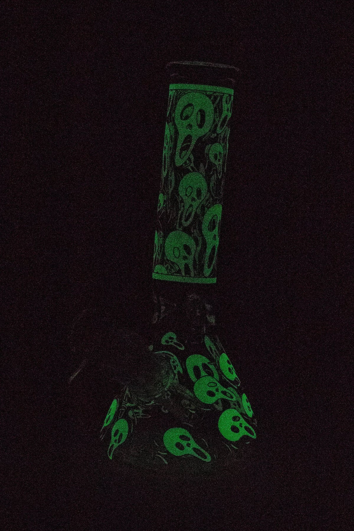 8" Glow in the dark Scream Ghost glass water bong — Bong Outlet Canada